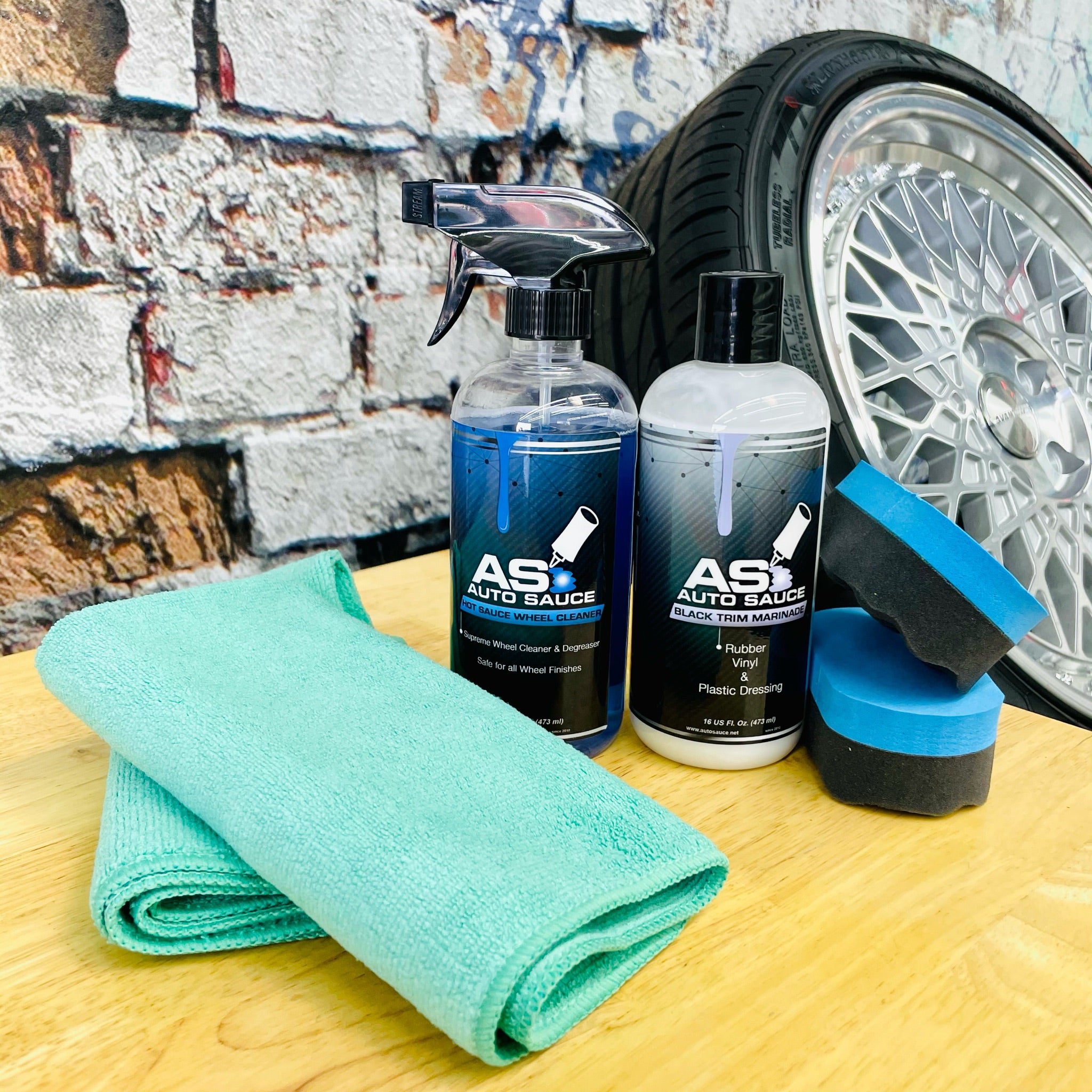 Saucy Wheel Kit – AUTO SAUCE DETAILING PRODUCTS